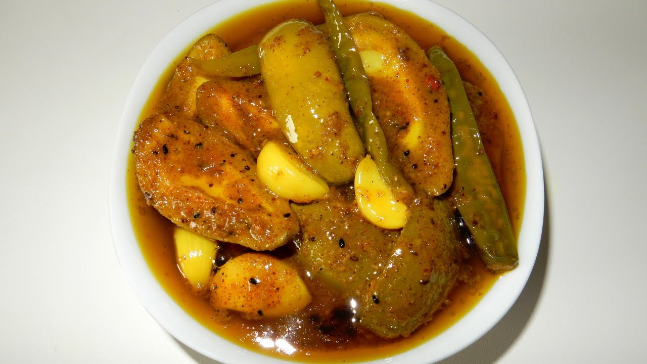 টক ঝাল মিষ্টি কাঁচা আমের আঁচার। Tok Jhal Misti Achar Recipe। Kacha Amer ...