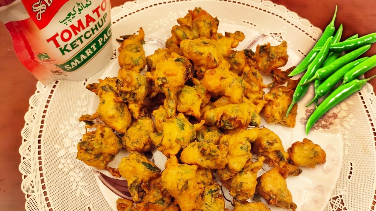 SPICY MIRCH PAKORA how to make full recipe | Quarantine time | Chili ...