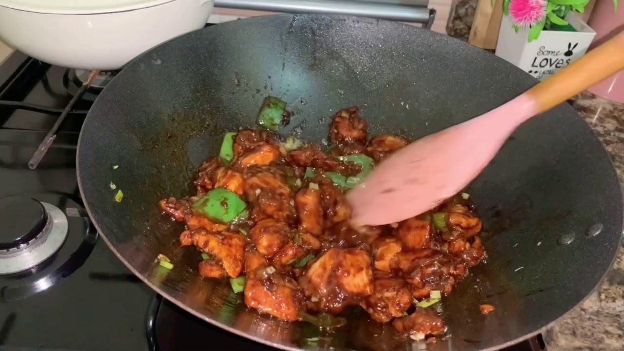 Chicken in chilli sauce Recipe | Everythingeloo - Chili Chili