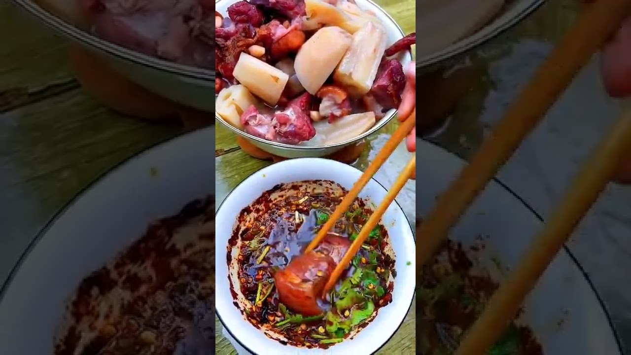 Braised pork trotters, stewed lotus root, dipped in firewood paste and ...