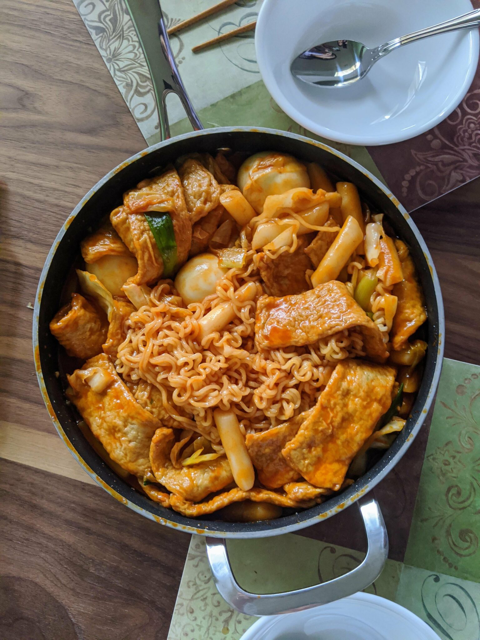 Rapokki (Ramen + Tteokbokki) - Chili Chili