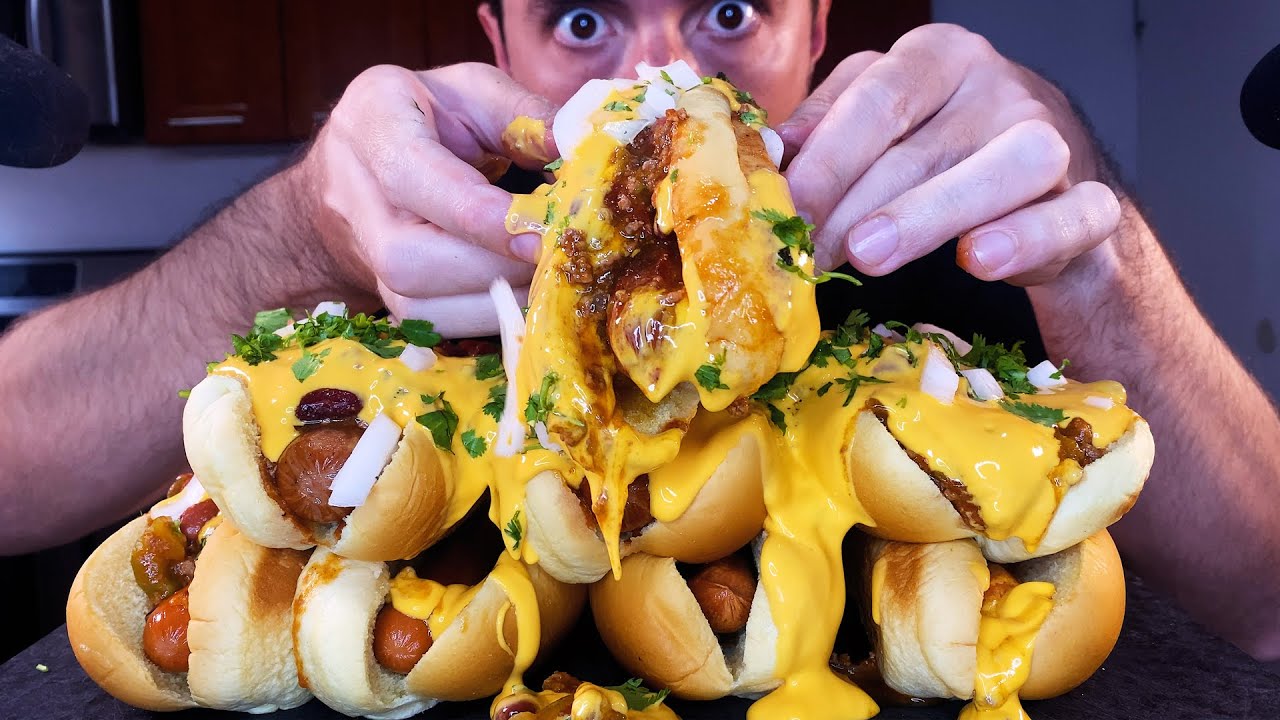 MESSY Chili Cheese Dog PARTY ! #shorts - Chili Chili