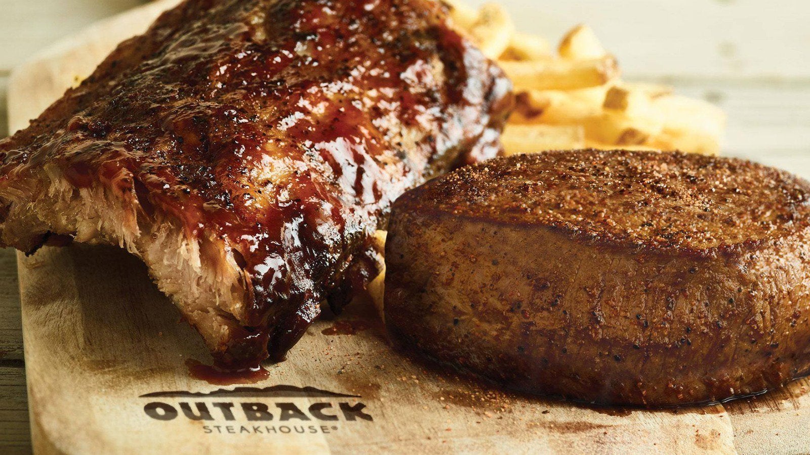 Outback Steakhouse's New Combo Meals Include A Nashville Staple - Chili ...