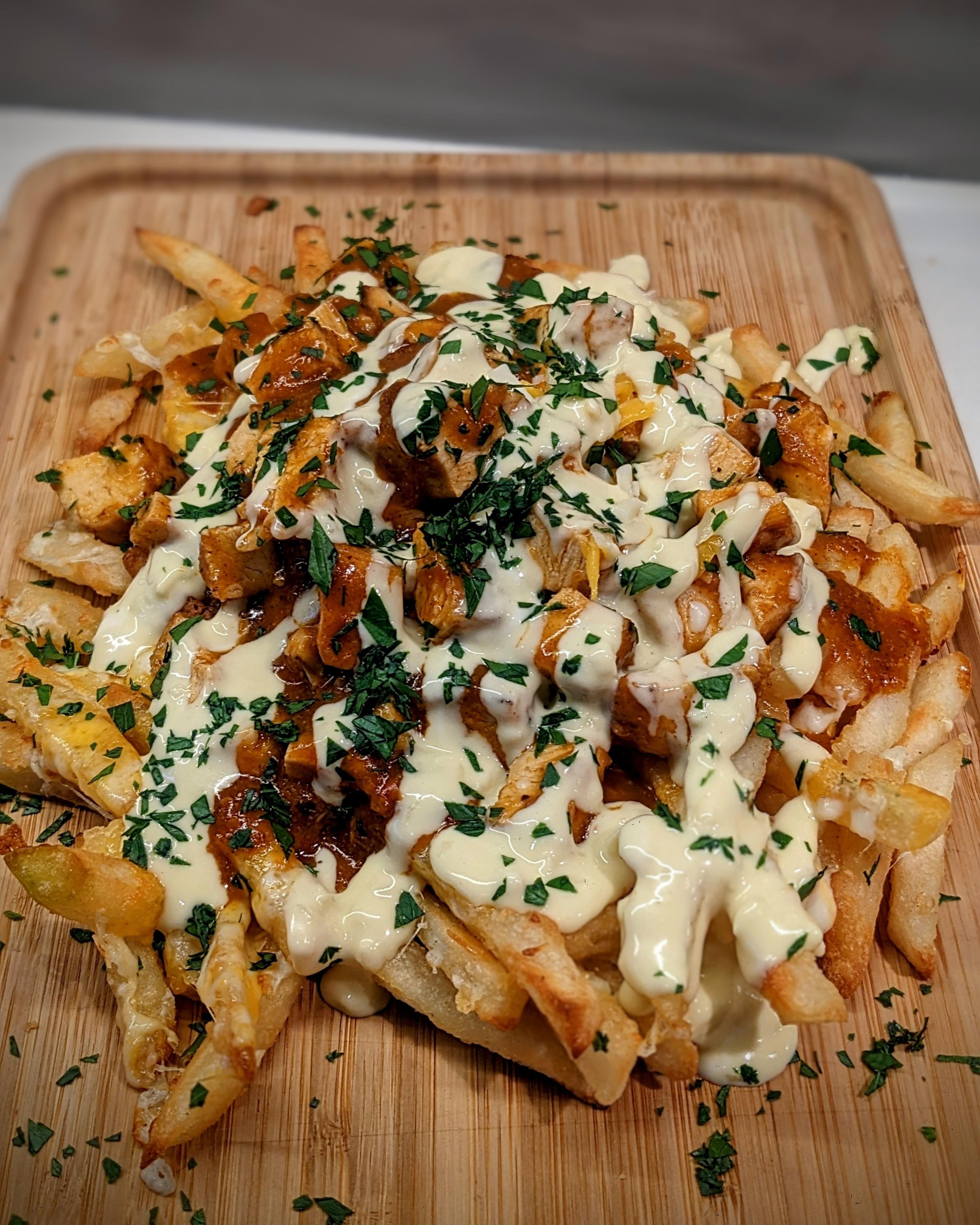 Peri Peri Chicken Cheese Fries w/ Garlic Sauce - Chili Chili