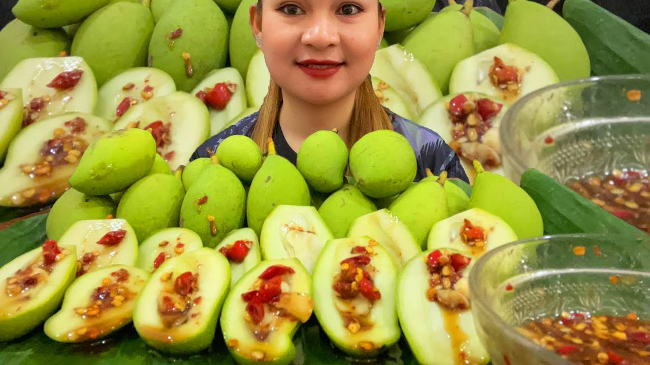 Green Mango with chili salt - Chili Chili