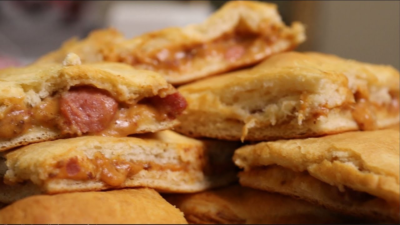 Cooking Crescent Pastry Dogs with Chili and Velveeta Cheese Recipe ...