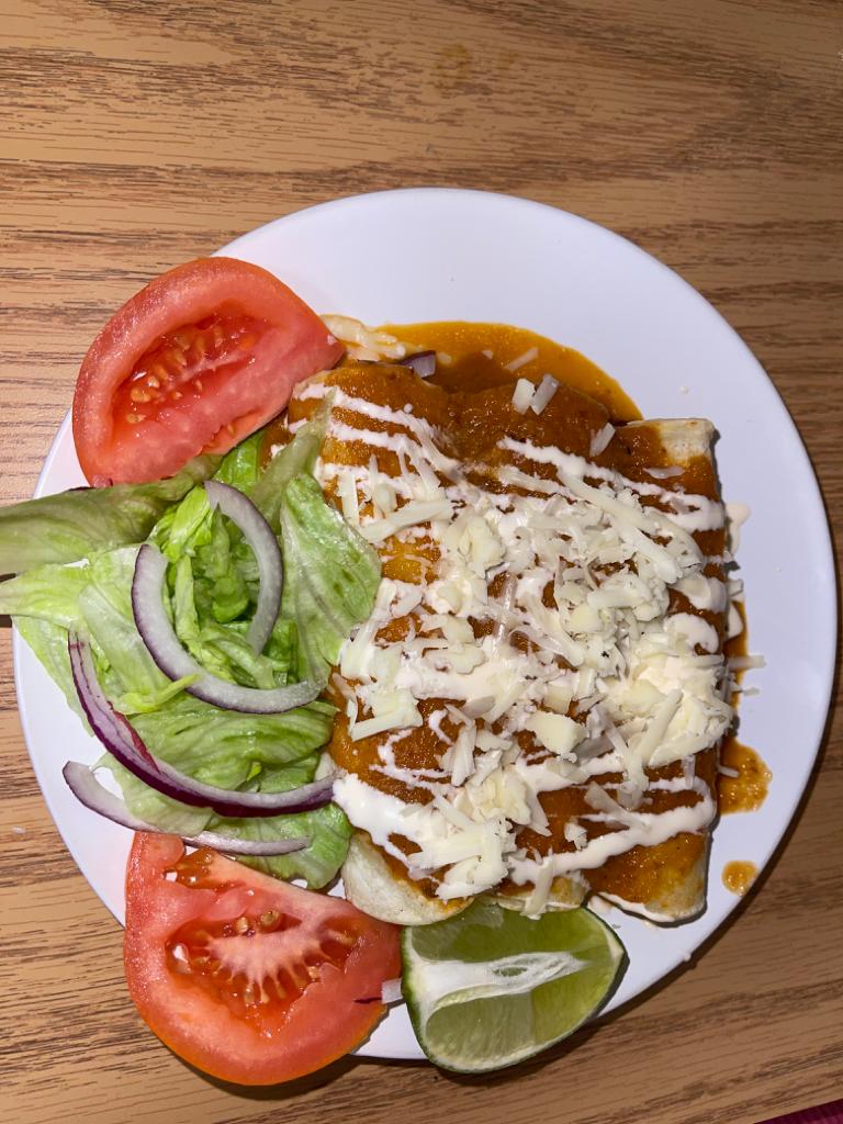 enchiladas rojas de pollo - Chili Chili