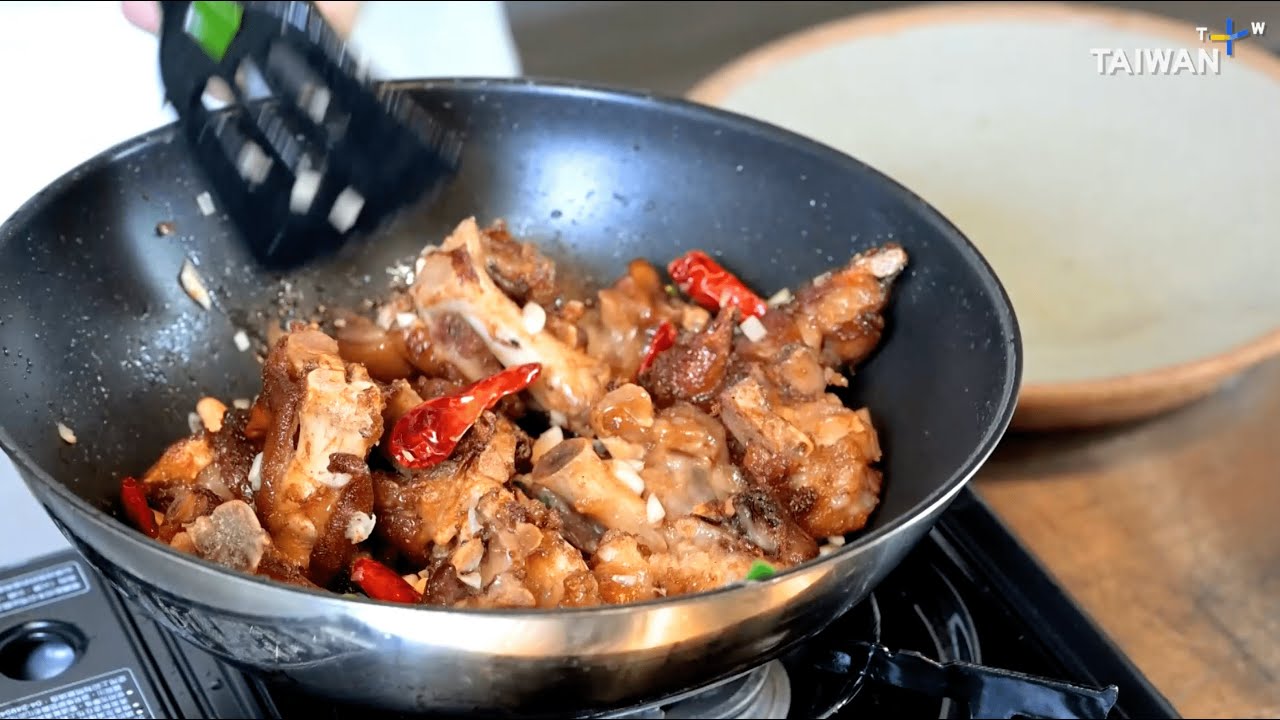 [ASMR] Step by Step Salted pepper pig feet recipe - Chili Chili