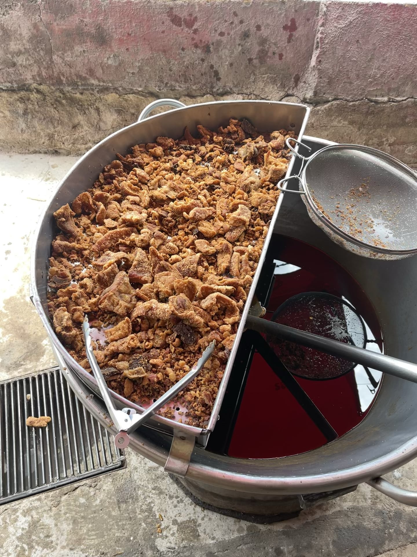 Fresh chicharrones con carne- PVR, Mexico - Chili Chili