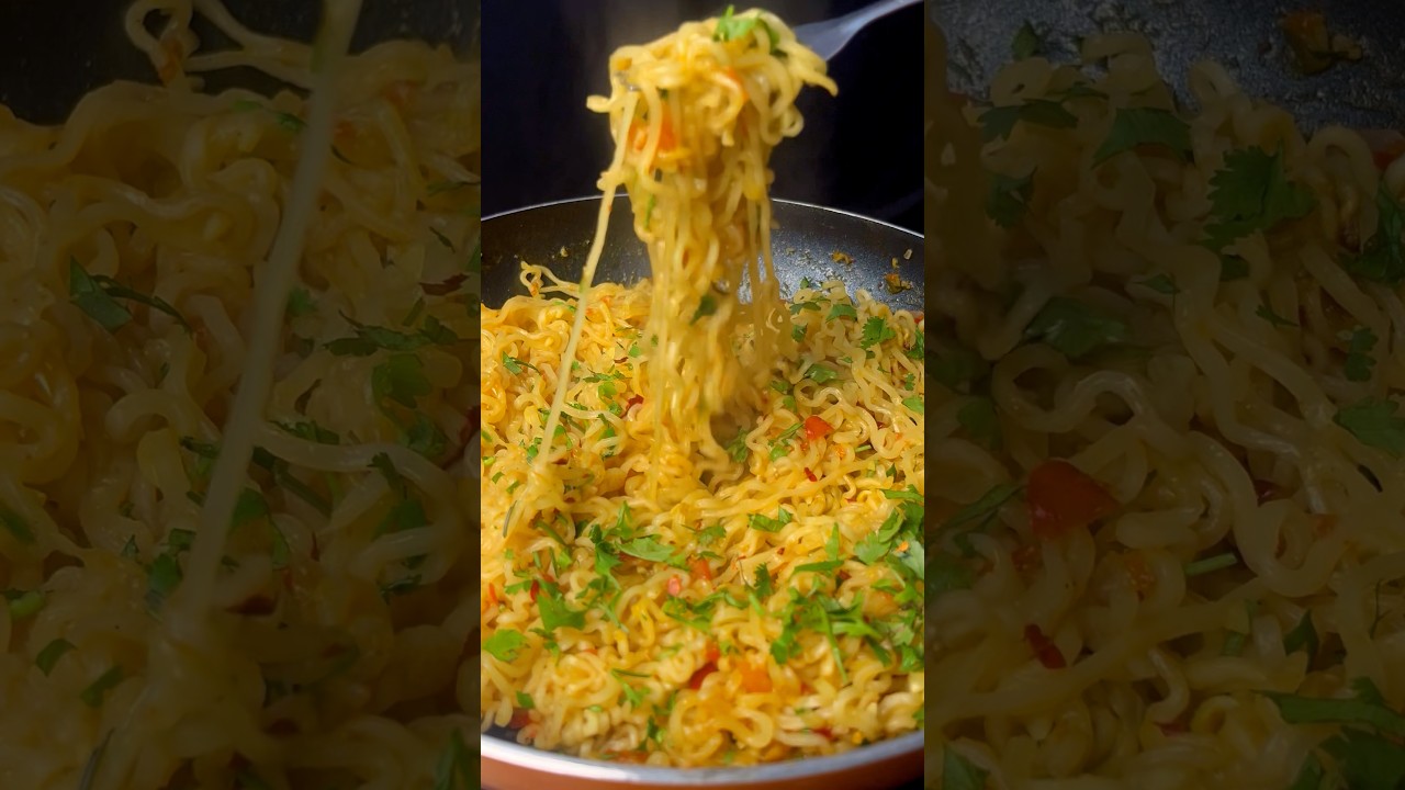 Burnt Garlic Chilli Maggi | Street Style Maggi #shorts - Chili Chili