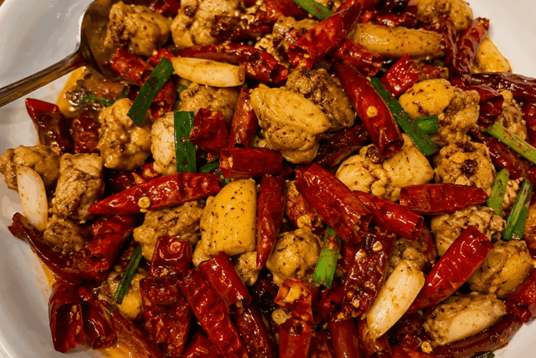 HALLOUMI CAESAR NUDELSALAT 🥗🧀 - Chili Chili